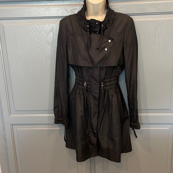 Gucci | Jackets & Coats | Gucci Raincoat | Poshmark